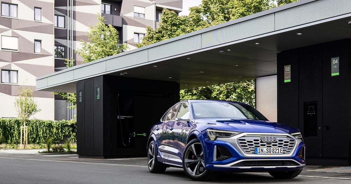 Schnellladen am Audi charging hub München | Audi Österreich